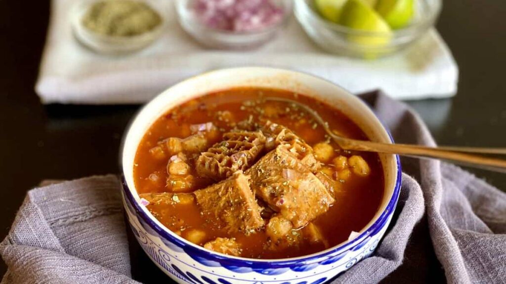 Como preparar menudo de res, receta típica mexicana - Liberador News